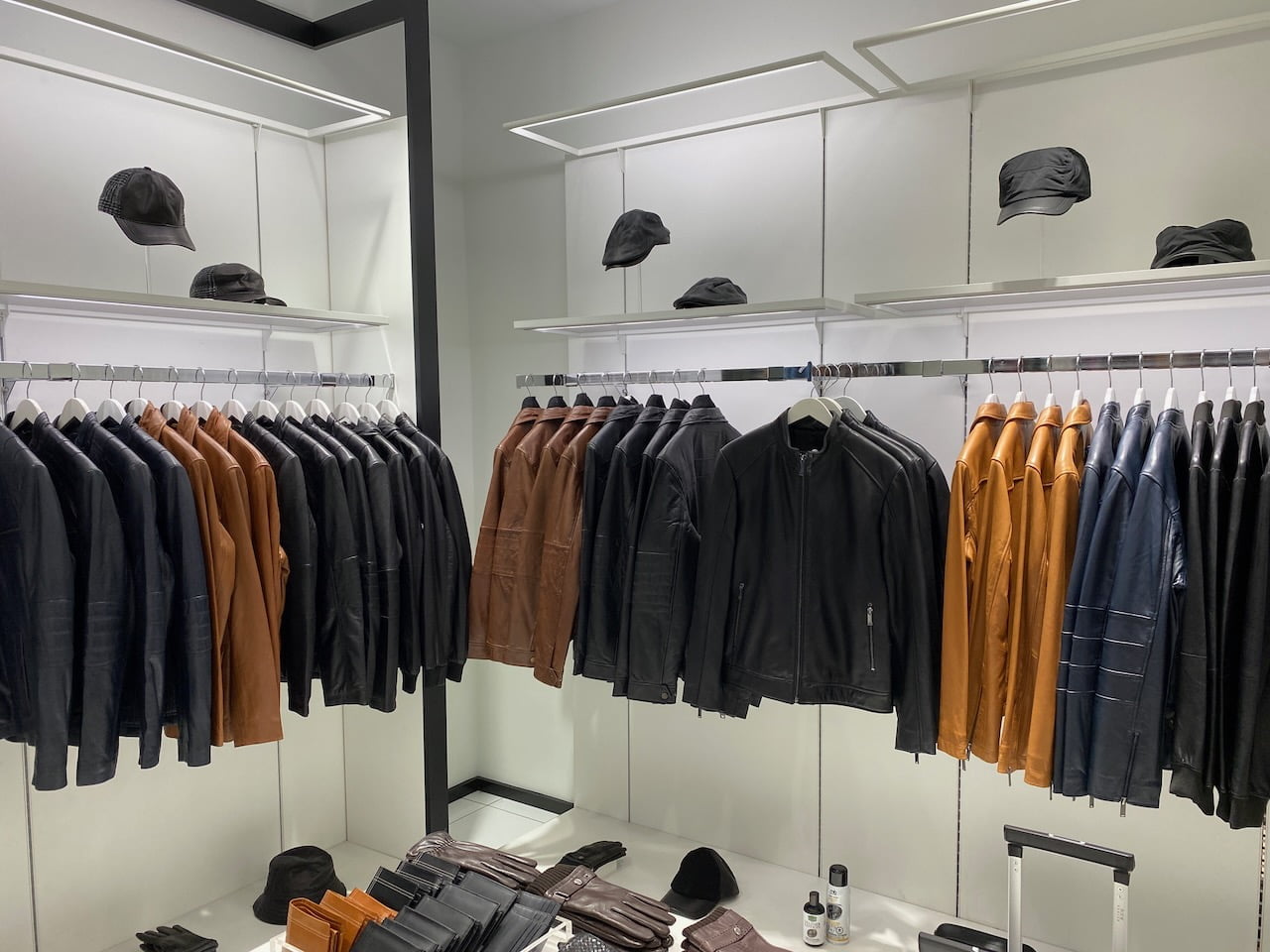 Danier Opens 3 Stores in Canada with Expansion Plans [Interview]