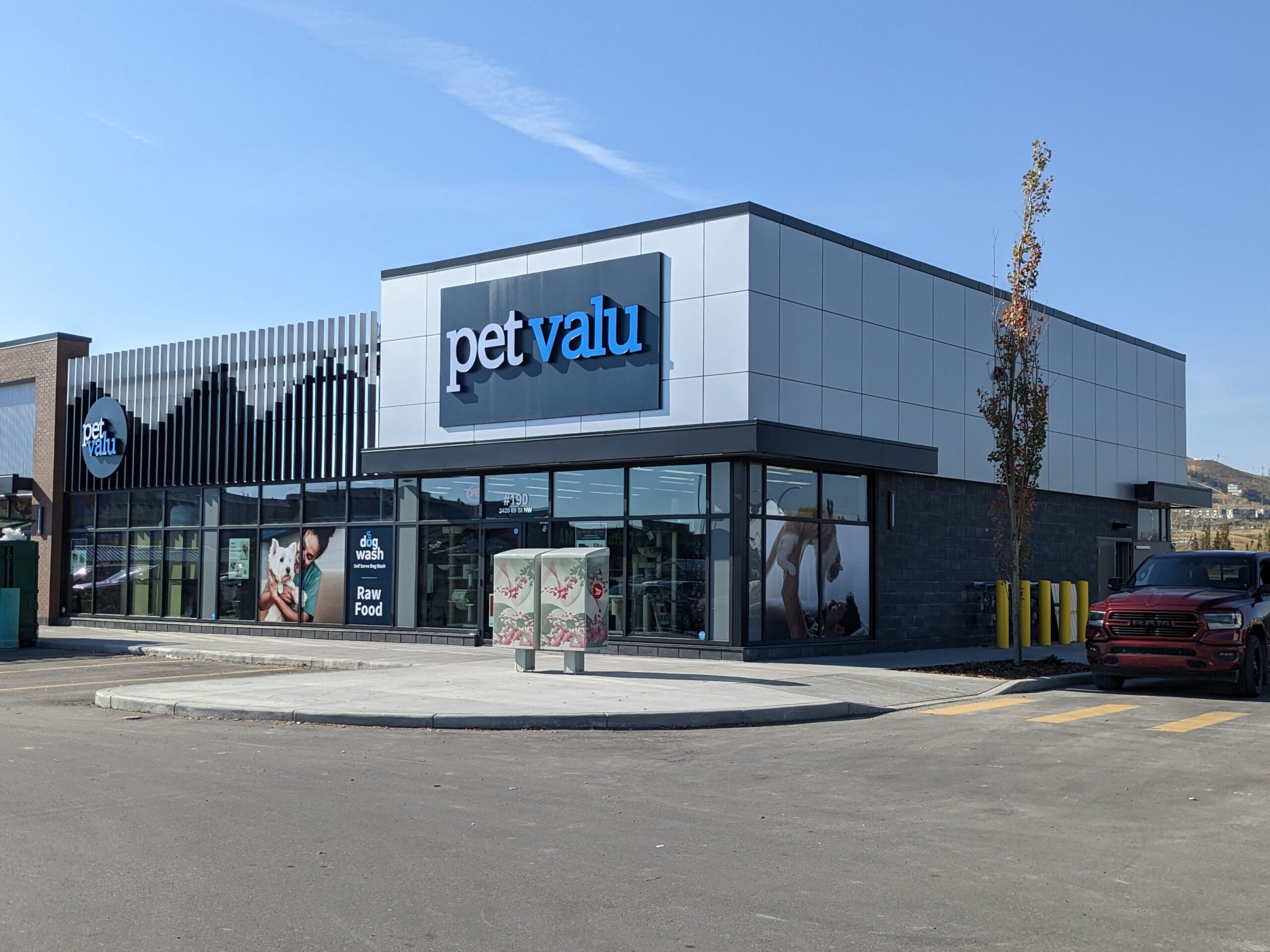 Pet Valu reports 7% revenue growth in Q1 2025, returns to positive same-store sales with ...
